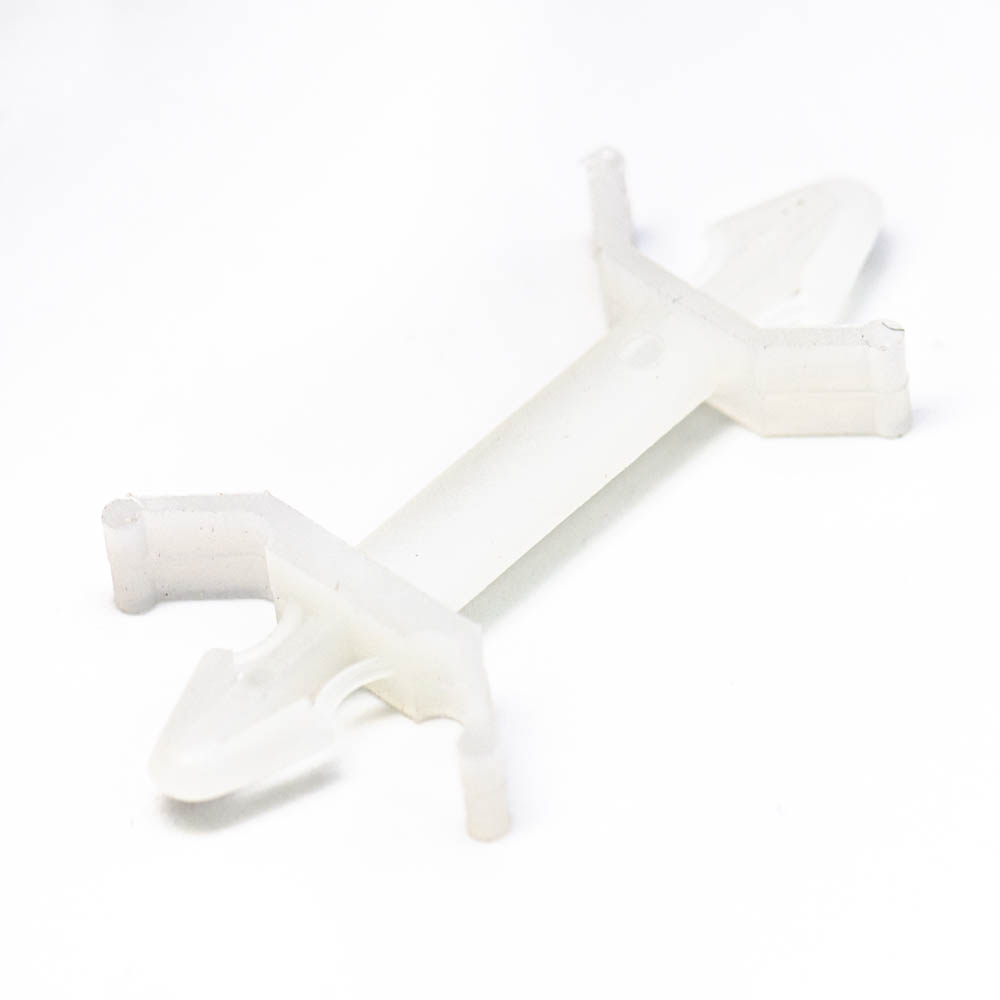 CS-16 Стойка для печатной платы с двумя защелками, нейлон, длина L 16+15,7mm, Ruichi. (арт. KP ...